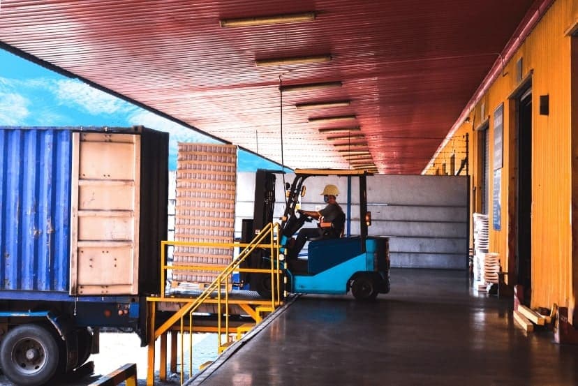 CFS Container Freight Station | Meaning, Role & Functions